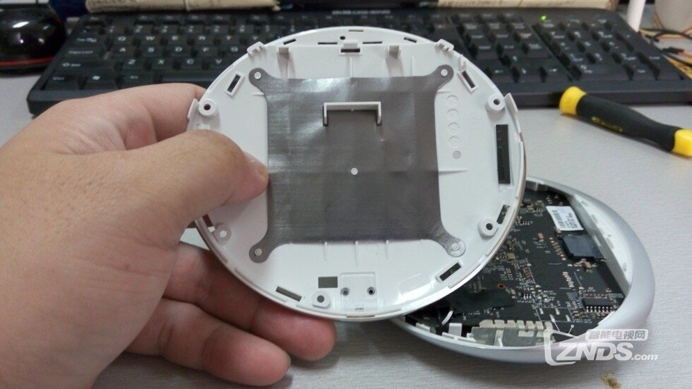 拆拆拆！败家拆解天猫魔盒2 TMB300A尊享版！_天猫魔盒论坛_ZNDS