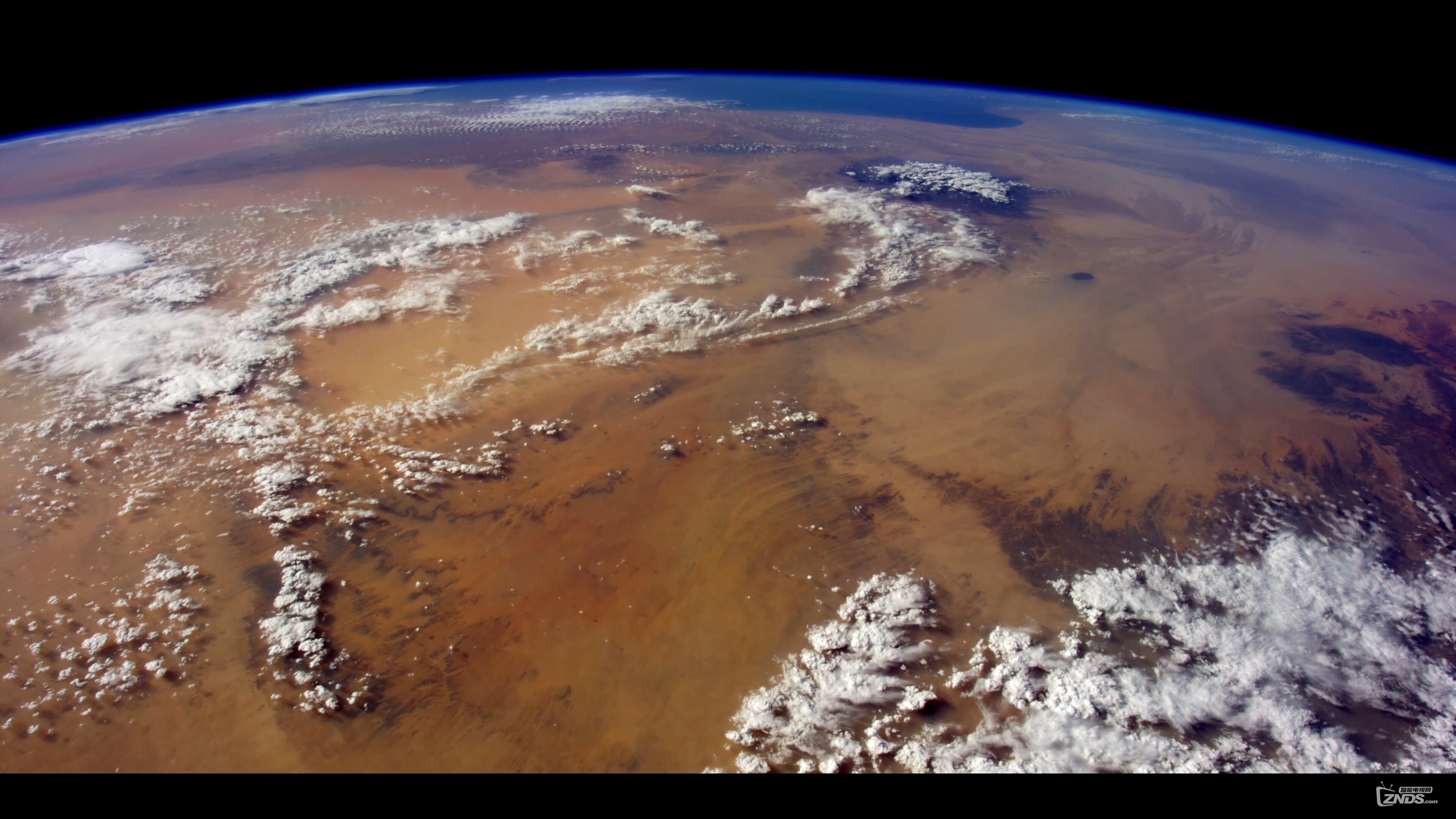 [4K高清]NASA - 宇航员从国际空间站用4K视频注视着地球[2160P/..._4K资源交流_ZNDS