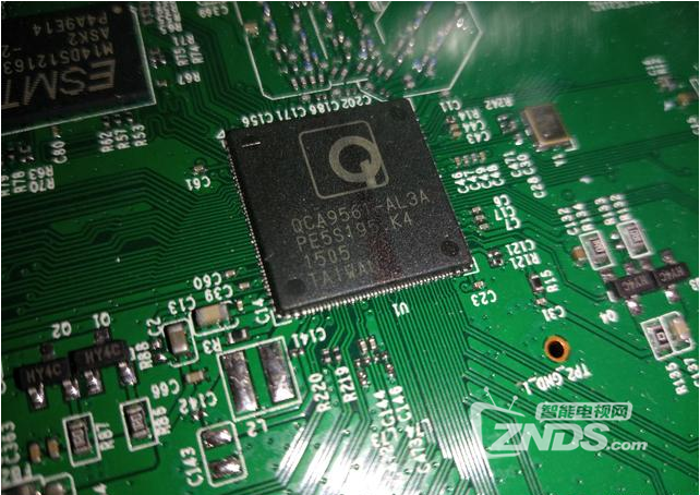 百元内性价比最高的路由器之一：TL-WDR5600拆机评测_智能路由器论坛_ZNDS