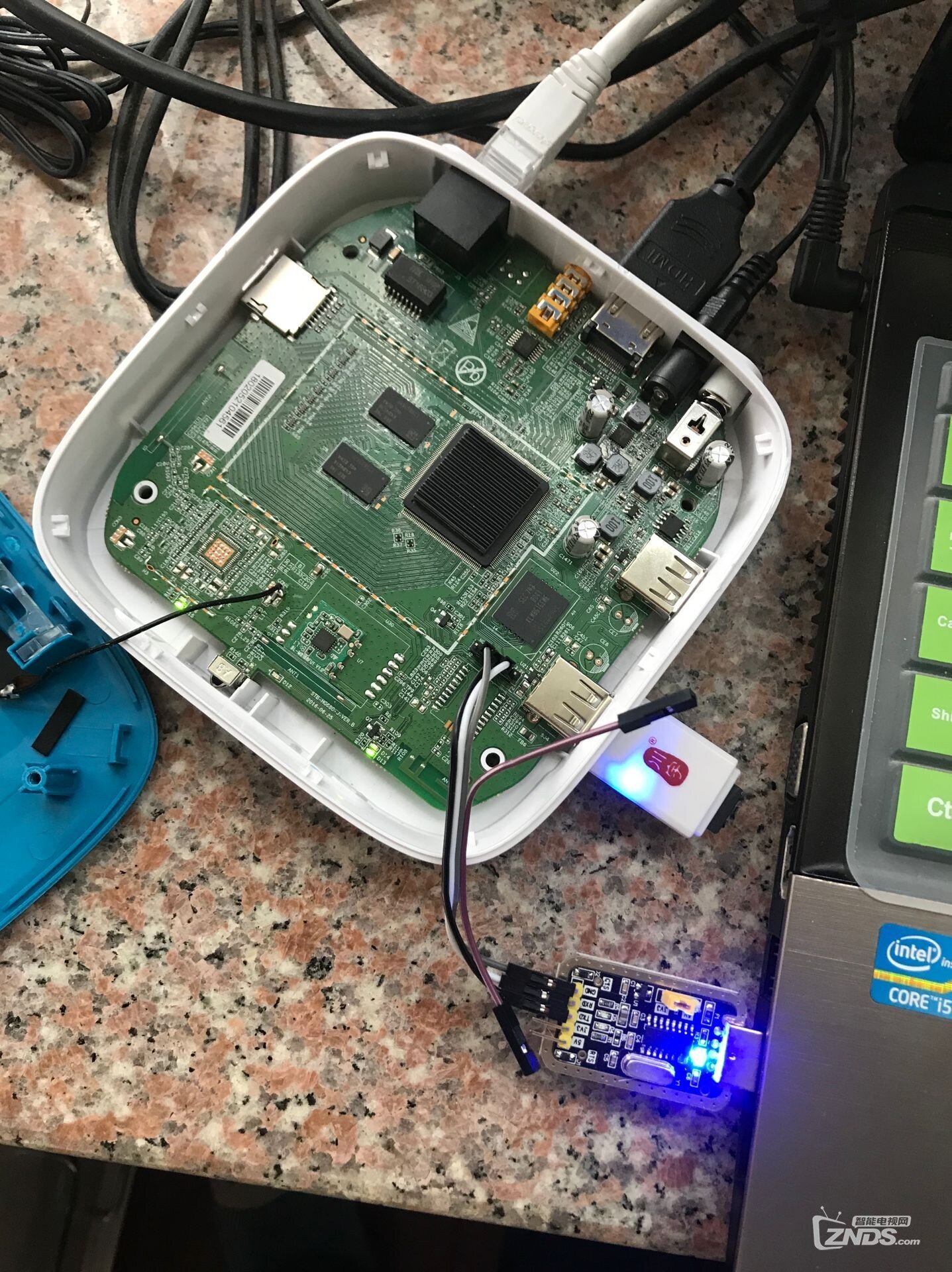 福建电信烽火HG680-J利用ttl安装第三方app成功！_IPTV机顶盒_ZNDS