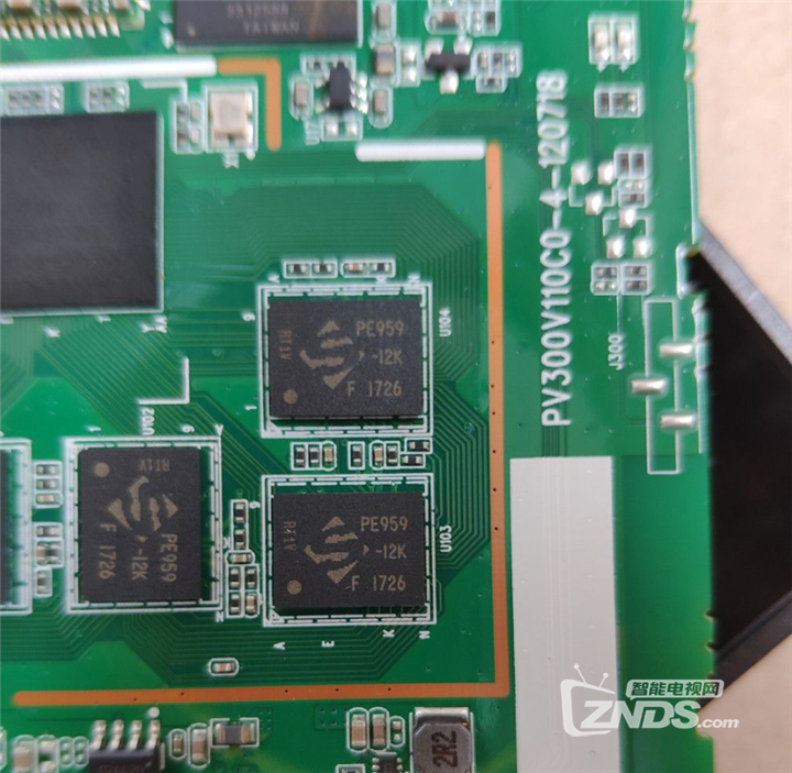 魔百盒M301H 南传 JL 201810 （九联代工）拆解图文_中国移动魔百盒_ZNDS