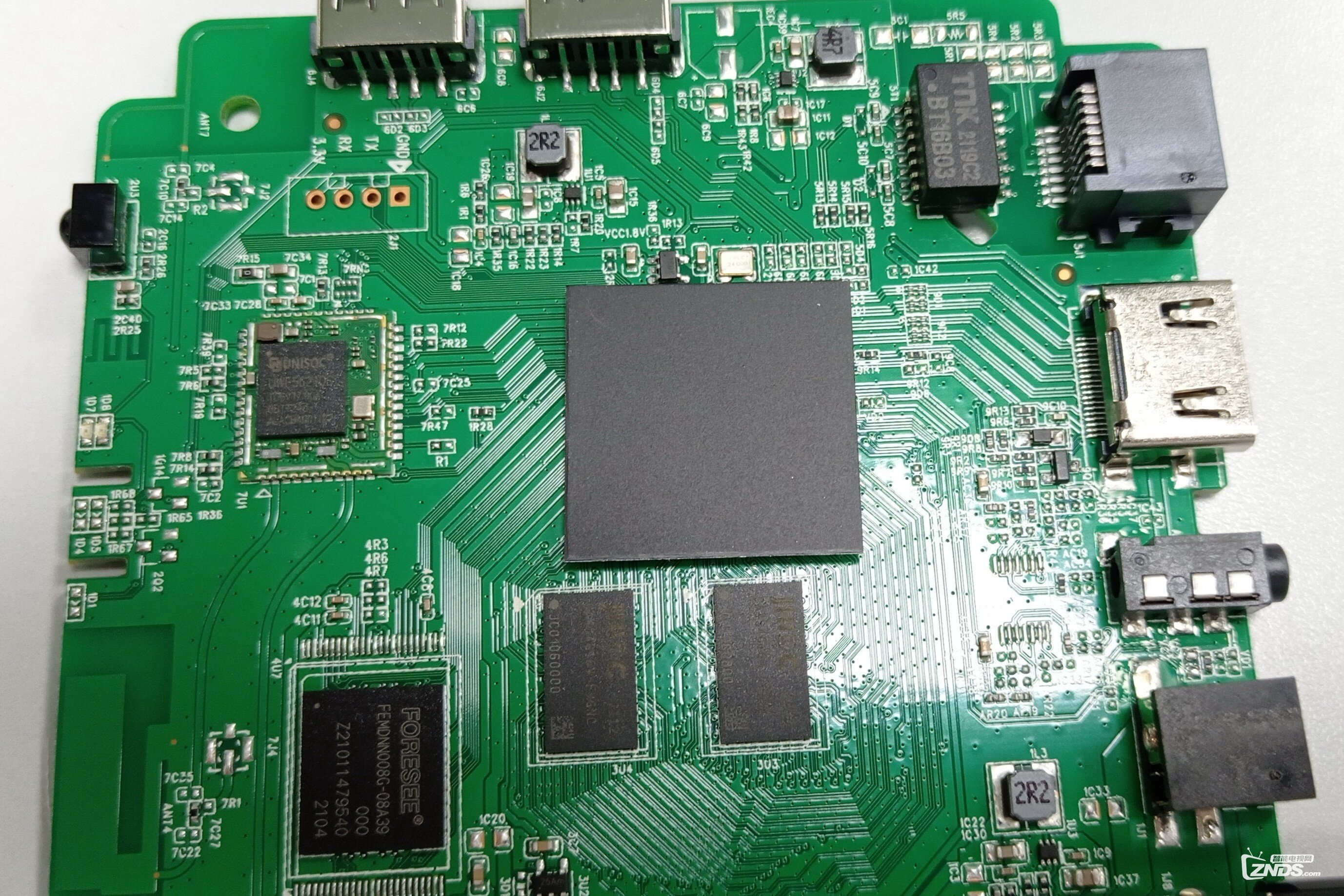 移动魔百盒CM201-1新版固件有了吗？短接点也不一样了_ROM固件下载_ZNDS