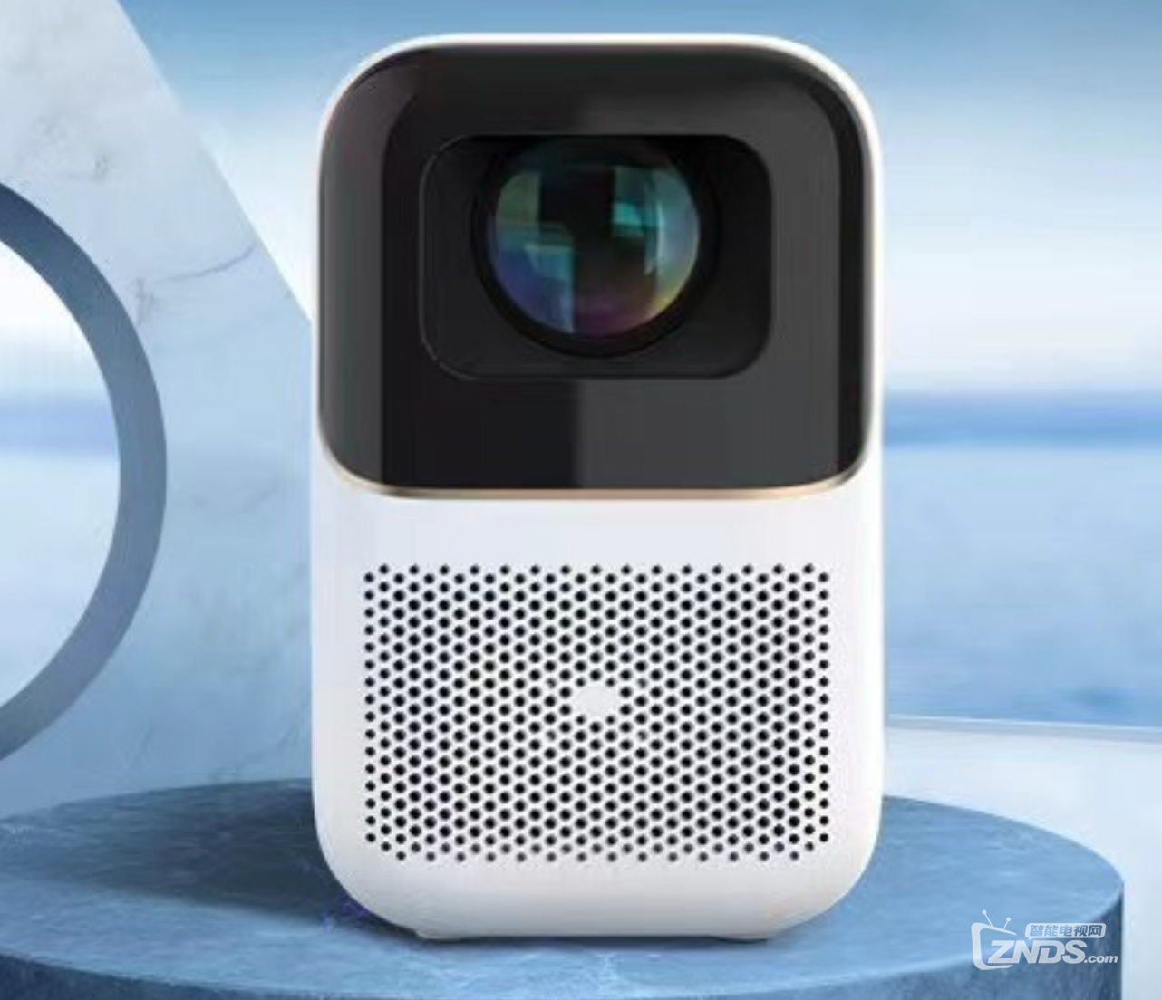 小明Q1Pro和q1对比哪个好？详细分析二者参数配置及区别_综合投影交流区_ZNDS