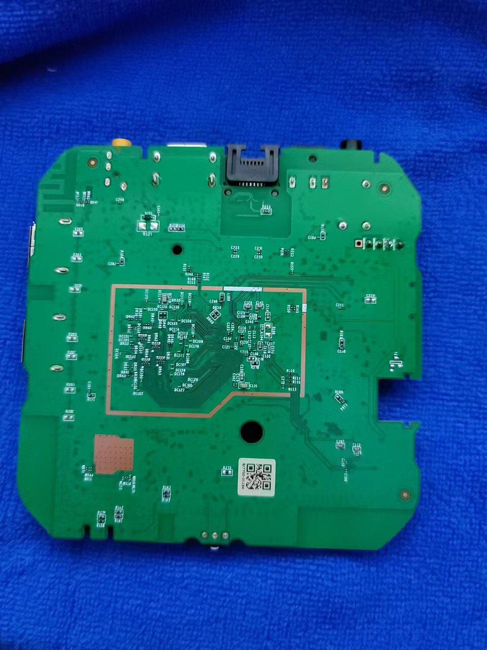 移动HG680-MC魔百和如何连接TTL_中国移动魔百盒_ZNDS