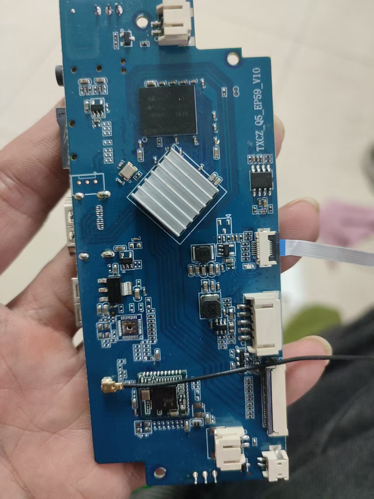 已经解决 汇趣投影仪ai安卓智能投影仪 RK3128 备份固件求助_ZNDS刷机/救砖_ZNDS